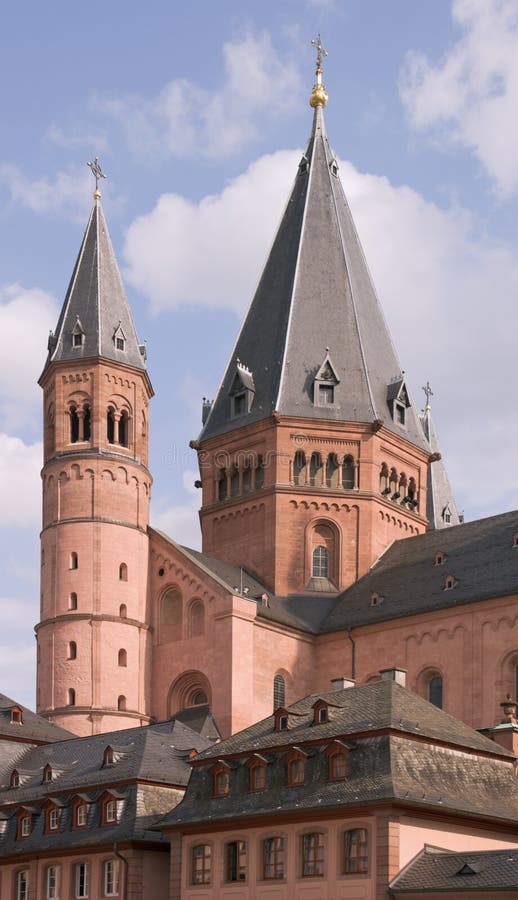 Mainz Cathedral stock photo. Image of cathedral, tower - 17669040