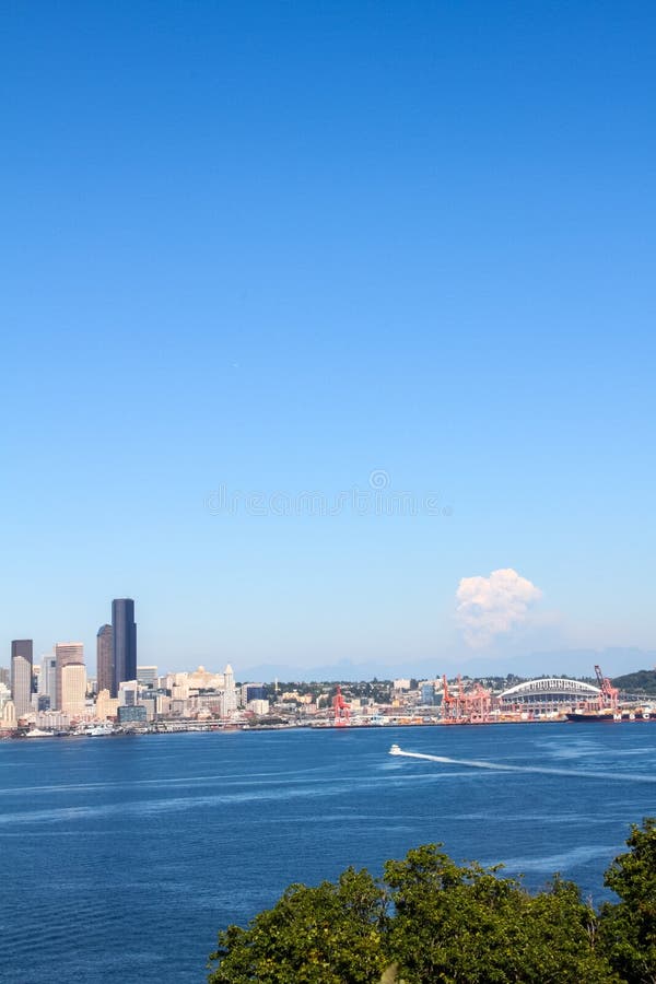 Eastern Washington Forest Fires Editorial Stock Image - Image of plume ...