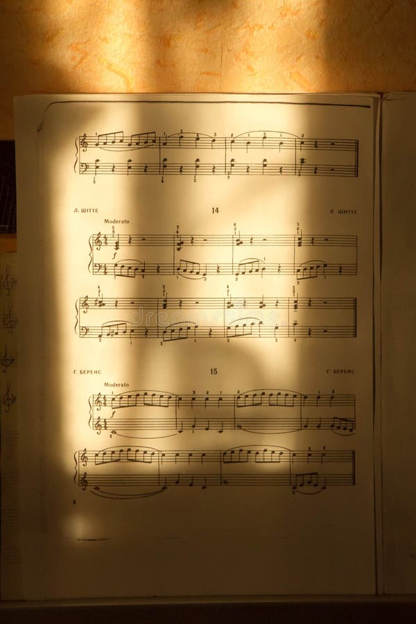 262 Music Notes Sun Stock Photos - Free & Royalty-Free Stock Photos ...