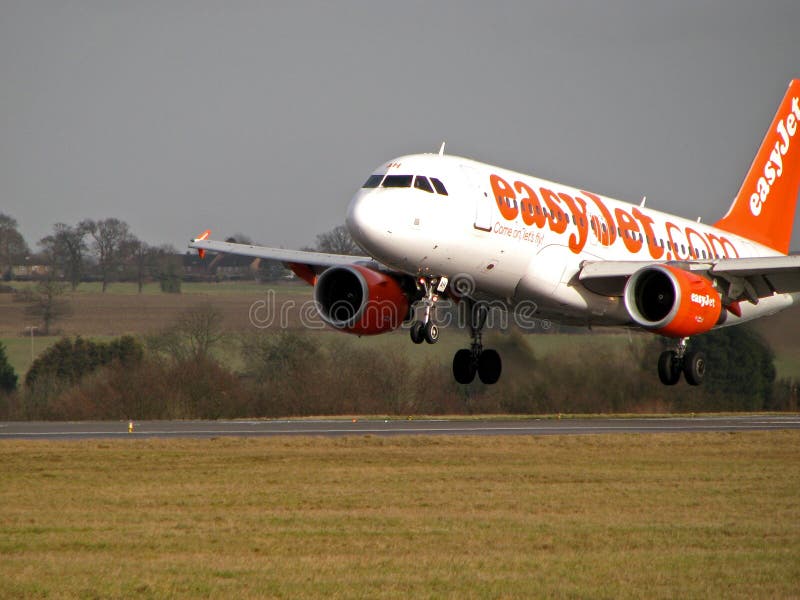 Easyjet editorial photo. Image of moscow, gatwick, easyjet - 46067496