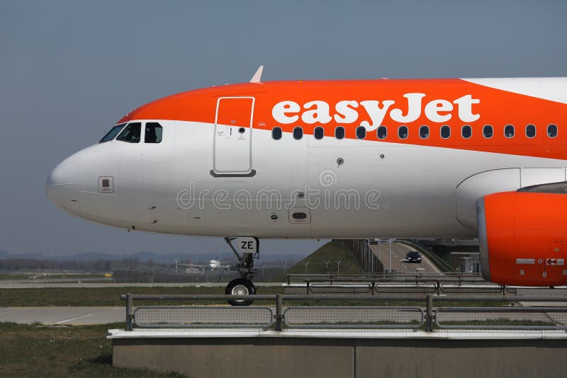Easyjet Plane, Close-up View Editorial Image - Image of flying ...