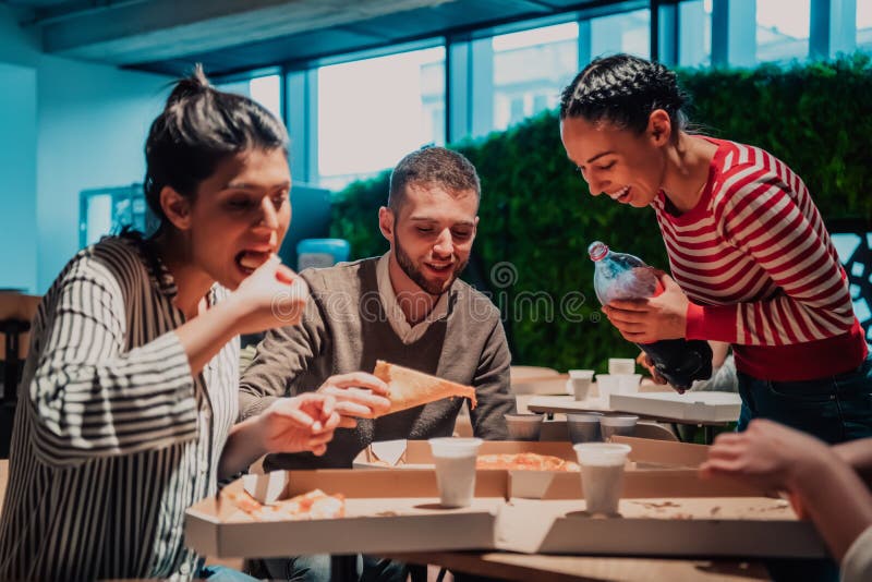 Eating Pizza With Diverse Colleagues In The Office Happy Multi Ethnic