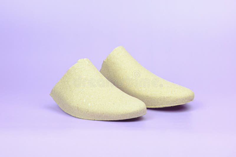 Eco Friendly Customized Molded Shoe Tree Cardboard Stock Image - Image ...