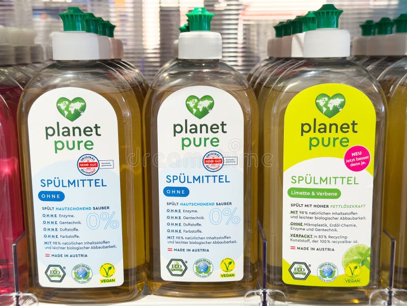Eco-friendly Dishwashing Liquid Bottles with Natural Ingredients ...