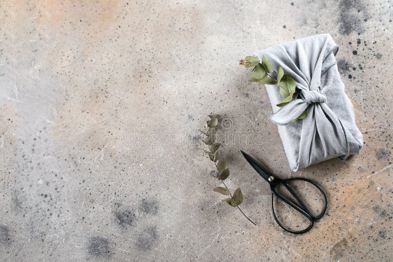 Eco-friendly Reusable Gift Textile Packaging with Eucalyptus ...