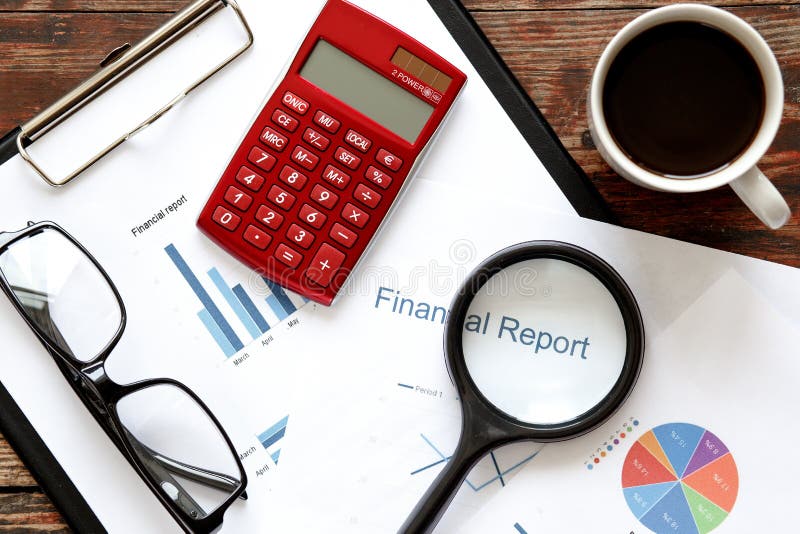 Economist Table with Report Stock Photo - Image of investment, desk ...