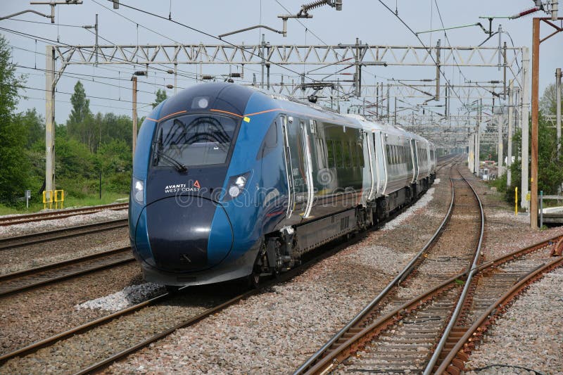 Avanti West Coast Class 805 Evero Number 805005 Approaching Rugeley ...