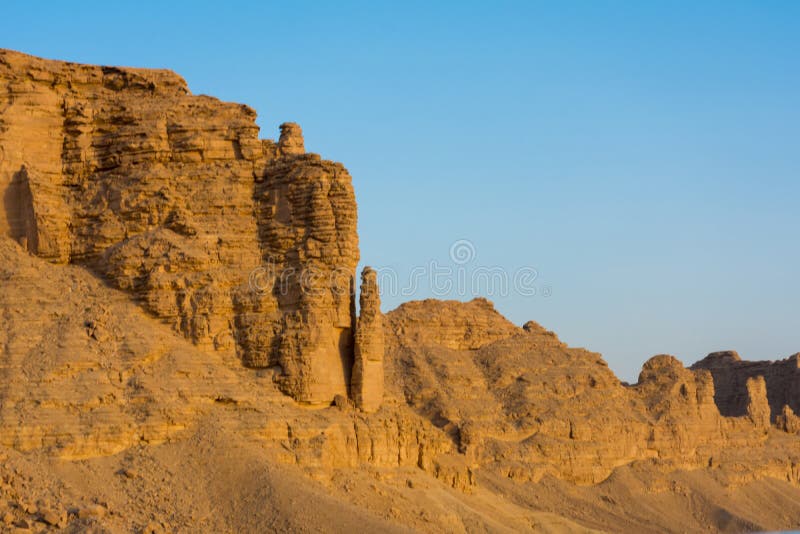 Edge of the world stock image. Image of riyadh, canyon - 223454001