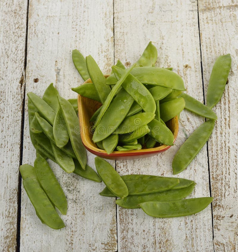 Edible Podded Peas stock image. Image of ingredients - 37616531