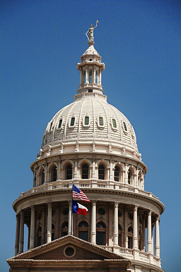 Edifício Do Capitólio Do Estado Em Austin Da Baixa, Texas Foto de Stock ...