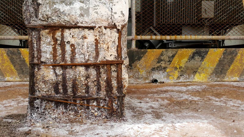 Edificio Antiguo Ha Roto El Cemento Imagen de archivo - Imagen de sitio ...