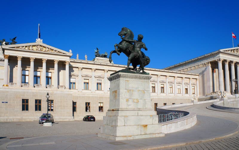 Edificio Austríaco Del Parlamento, Viena, Austria Foto de archivo ...