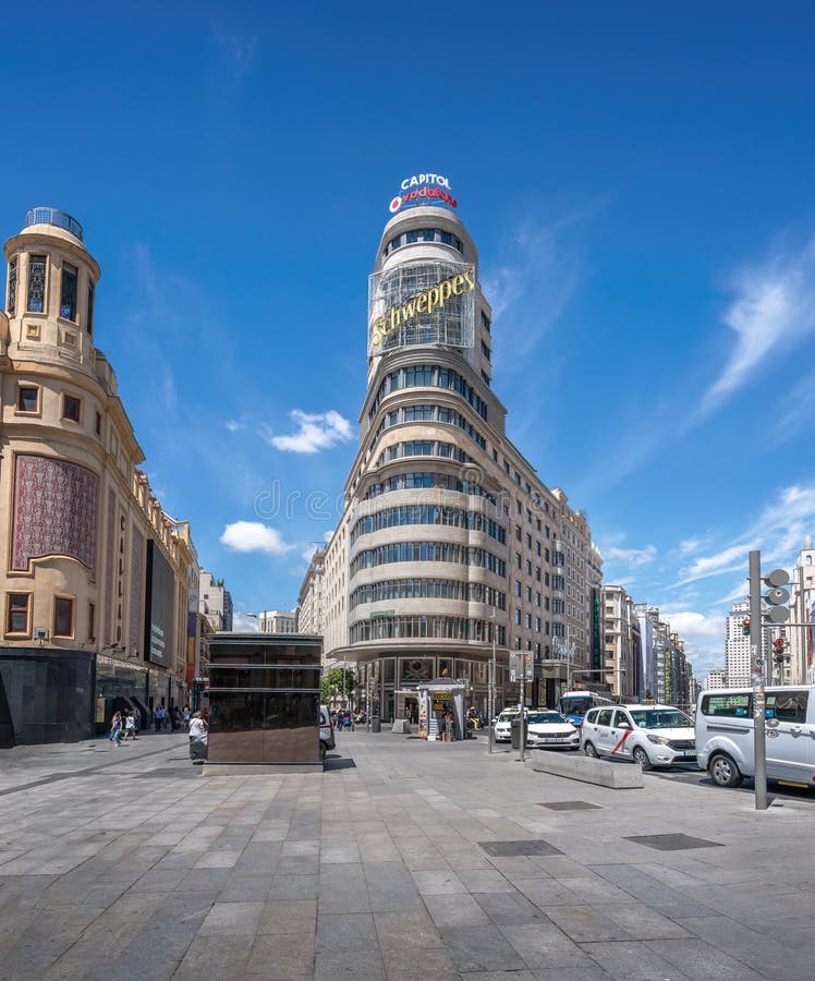 Edificio Capitol (or Carrion) Building at Gran Via Street and Plaza Callao Square - Madrid ...