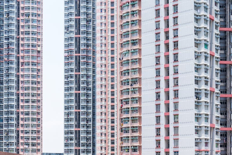 Edificio De Apartamentos Residenciales Foto de archivo - Imagen de ...