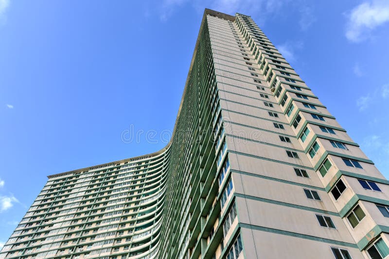 Edificio De FOCSA - La Habana, Cuba Foto de archivo - Imagen de ...