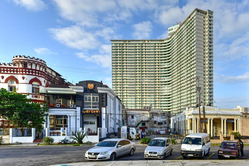 Edificio De FOCSA - La Habana, Cuba Imagen de archivo editorial ...