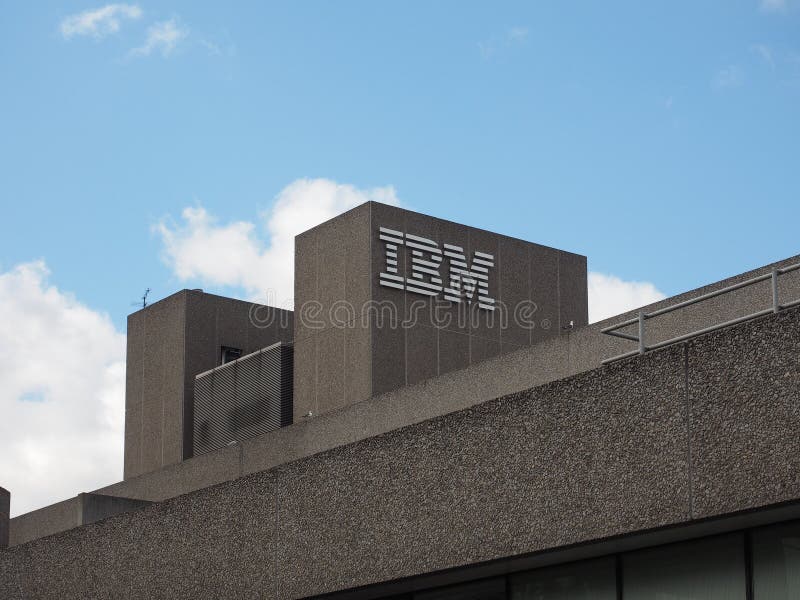 Edificio de IBM en Londres imagen de archivo editorial. Imagen de ...