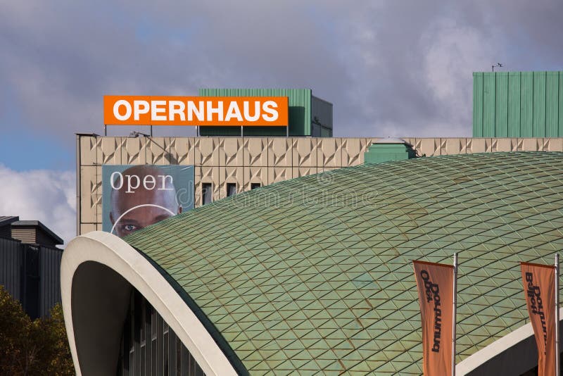 Teatro De La ópera Alemania De Dortmund Imagen editorial - Imagen de ...