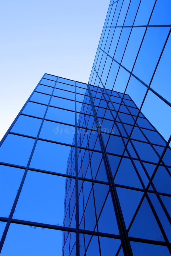 Edificios Del Rascacielos Del Highrise En Una Ciudad Grande Con El ...