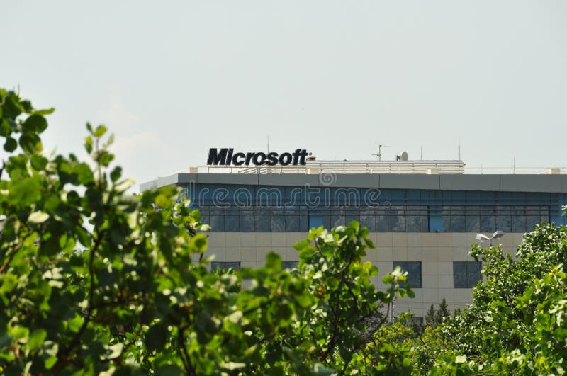 Edificio De Oficinas De La Microsoft Corporation Fotografía editorial ...