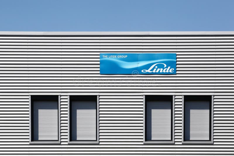 Linde Fotos De Stock - Descarga 1,441 Fotos Libres de Derechos