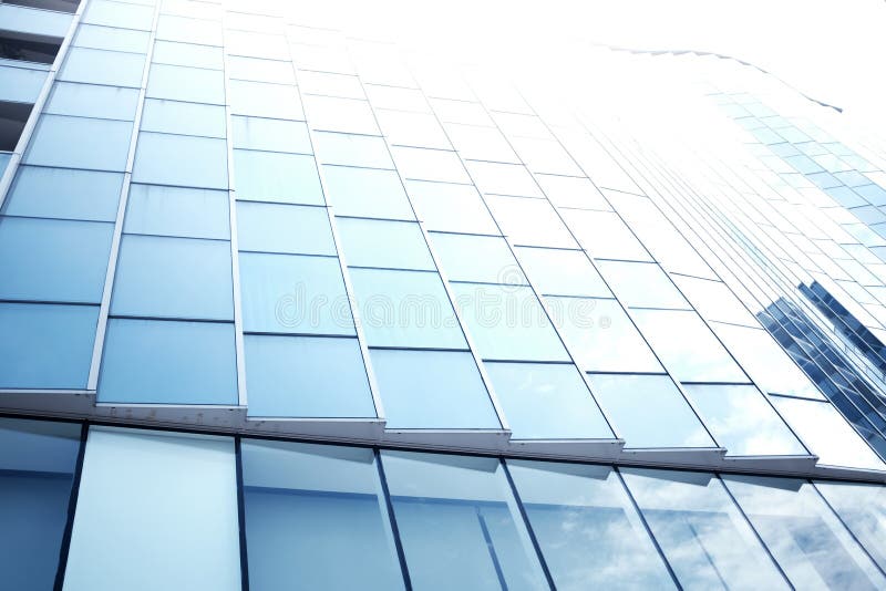 Edificio De Oficinas Moderno Del Primer Edificio Con El Espacio De La ...