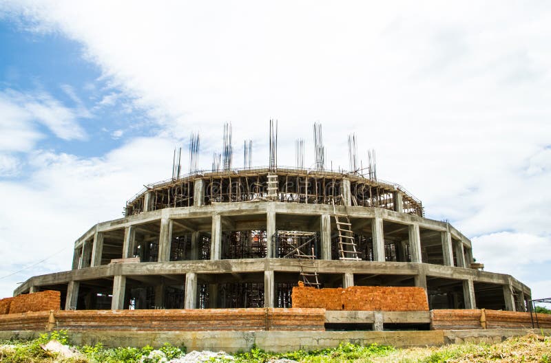 Edificio del círculo foto de archivo. Imagen de personas - 26959570