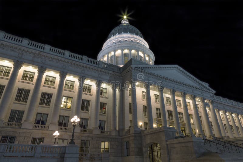 Capitolio Del Estado De Utah Foto de archivo - Imagen de luces ...