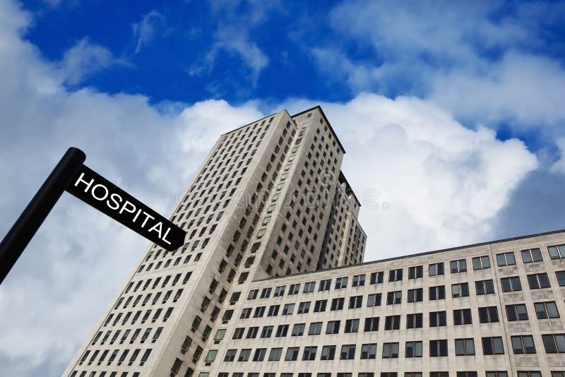 Edificio del hospital imagen de archivo. Imagen de nubes - 19570937