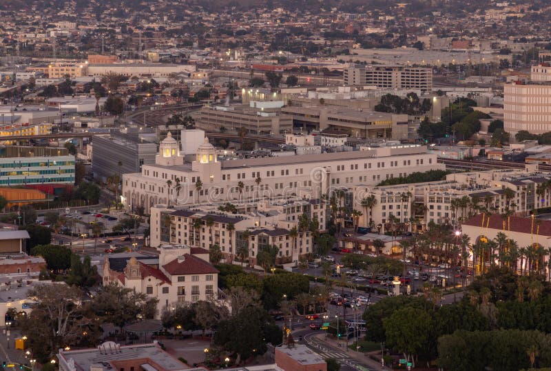 Edificio Del Servicio Postal De Los Estados Unidos Imagen de archivo ...