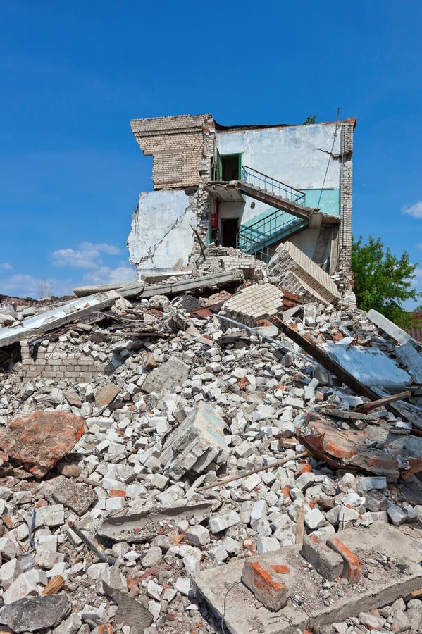 Edificio destruido imagen de archivo. Imagen de casa - 22191081