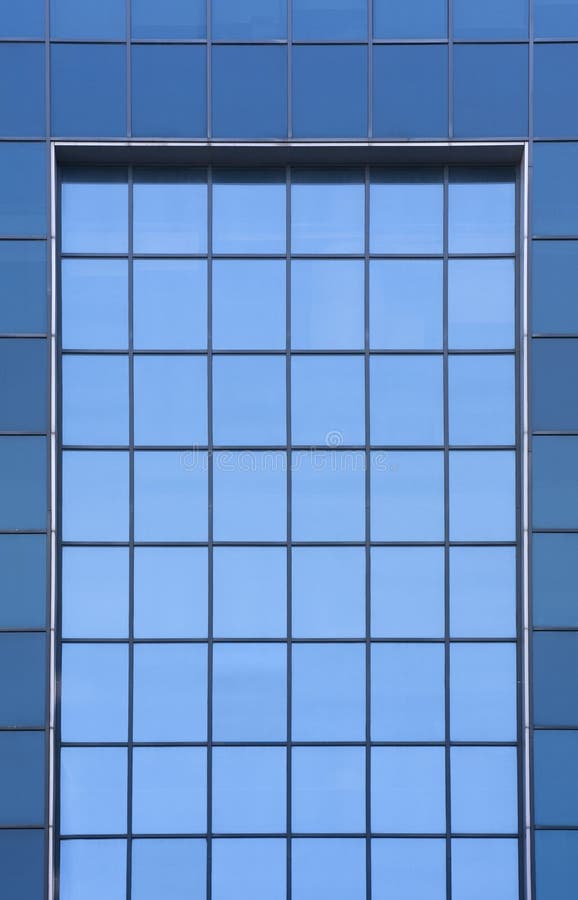 Windows fotografia stock. Immagine di finestre, palazzo - 92708568