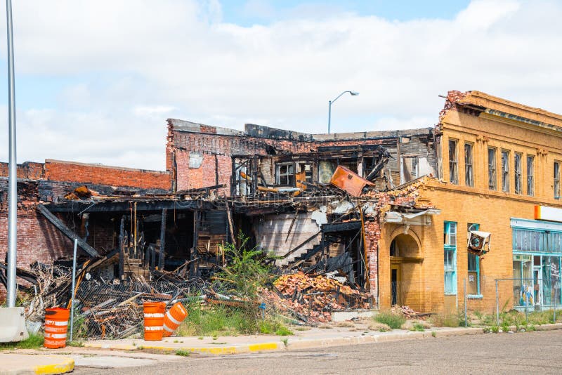 Edificio Quemado Fuego Del Incendio Provocado Foto de archivo - Imagen ...