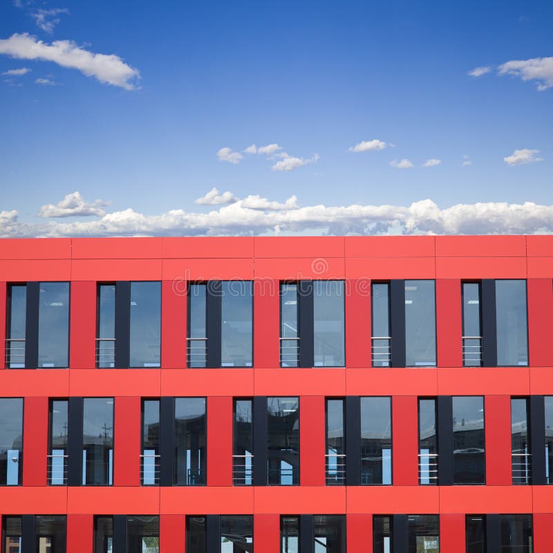 Edificio rojo moderno imagen de archivo. Imagen de azul - 9027003