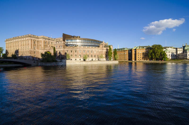 Riksdagen (el Parlamento Sueco) En Estocolmo. Imagen editorial - Imagen ...