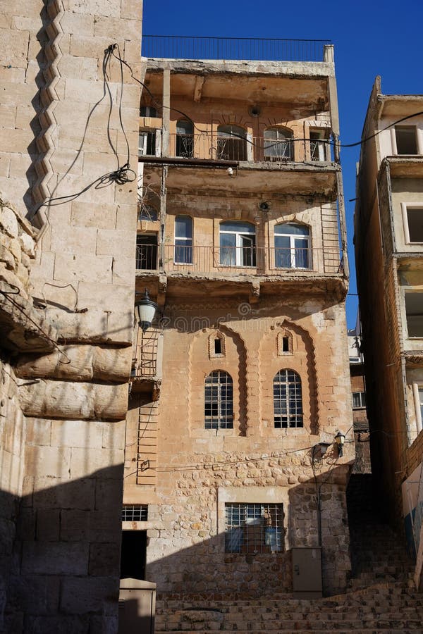 Edificio Tradicional De Mardin Turkiye Foto de archivo - Imagen de ...