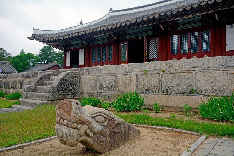 Edificio Tradicional, Kaesong, Norte-Corea Foto de archivo - Imagen de ...