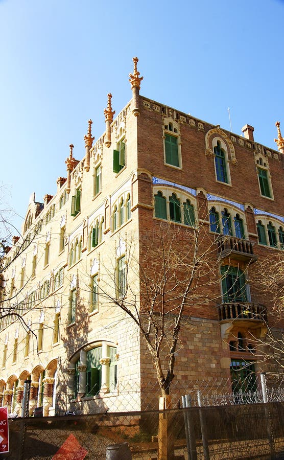 Edificio Viejo Del Hospital De San Pablo Imagen de archivo - Imagen de ...