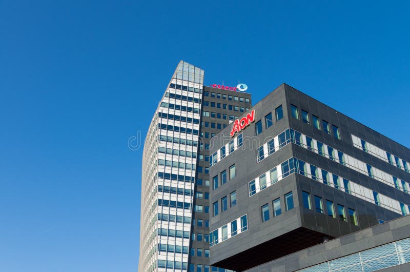 Edificios De Oficinas Modernos Imagen de archivo editorial - Imagen de districto, horizonte ...