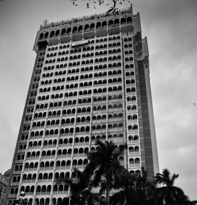Edificios En Blanco Y Negro Foto de archivo - Imagen de exterior ...