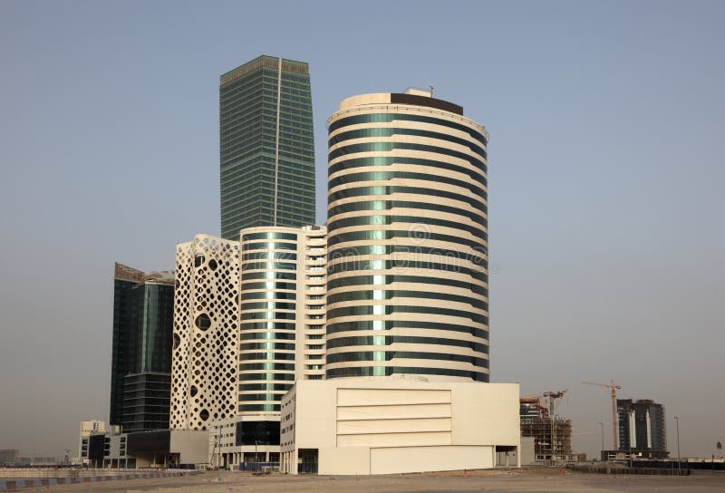 Edificios Modernos En Dubai Foto de archivo - Imagen de edificios ...