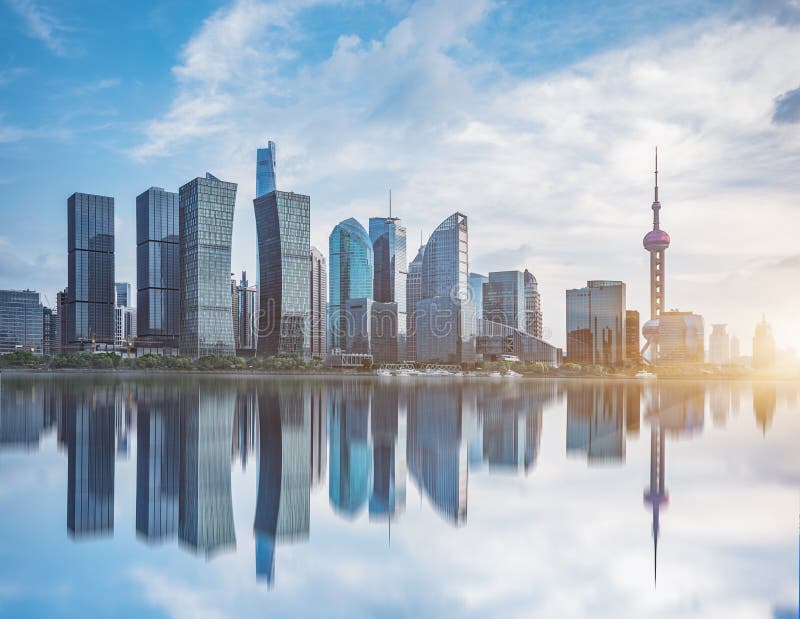 Edificios Modernos En Las Ciudades, China Imagen de archivo - Imagen de ...