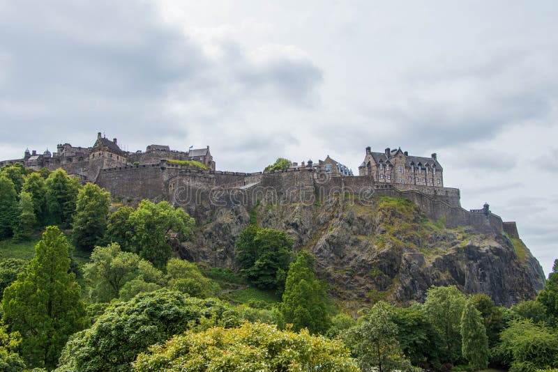 Edinburgh castle from down stock image. Image of castle - 197954755