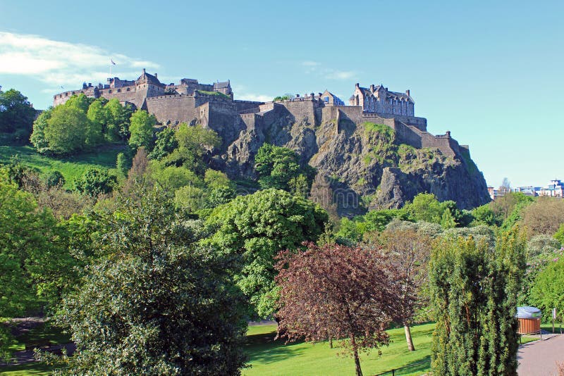 Edinburgh castle, Scotland editorial stock photo. Image of landscape ...