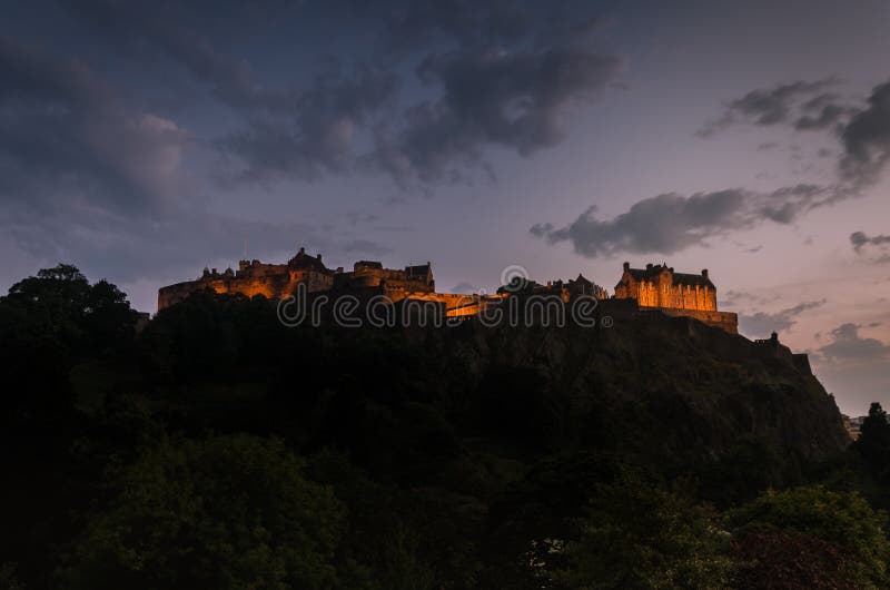 Edinburgh Castle at Sunset, Scotland Stock Image - Image of kingdom ...