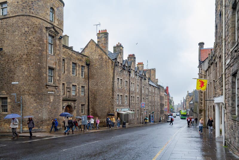 Street View of the Edinburgh Downtown Editorial Stock Image - Image of ...