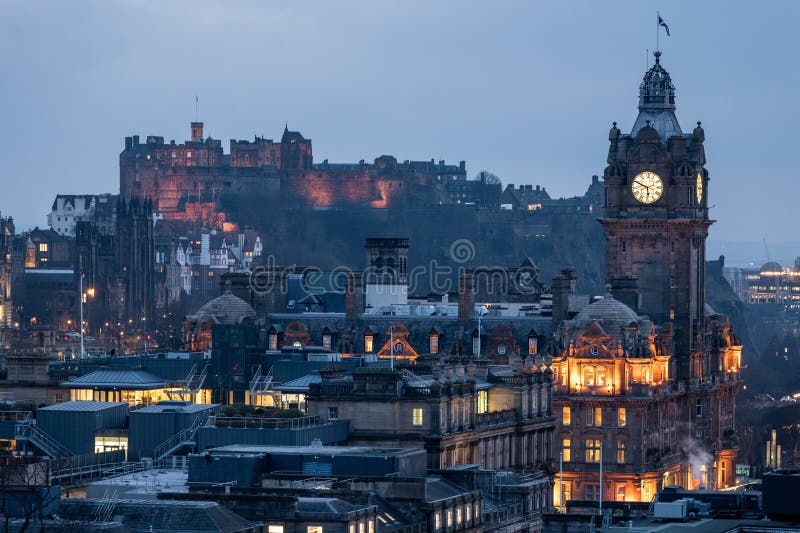 The Edinburgh Skyline at Dusk Stock Image - Image of heritage, skyline ...