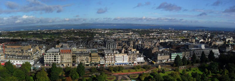 Edinburgh skyline panorama stock image. Image of architecture - 85433429