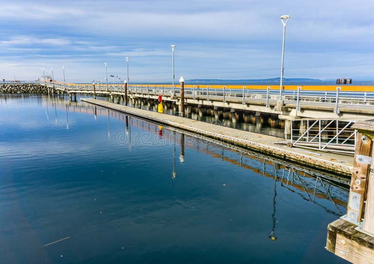 Edmonds Pier Architecture 3 Stock Photo - Image of washington, pier ...