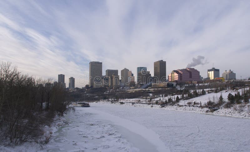 Edmonton, Alberta Winter Skyline Editorial Image - Image of valley ...